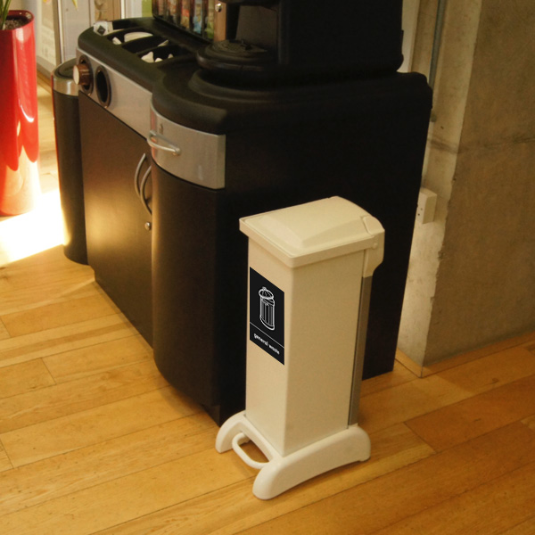 Plastic Capsule Pedal Operated Recycling Bins | Wybone