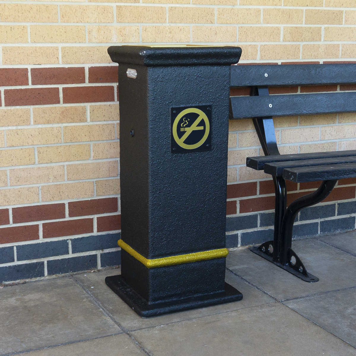 LBV/FCB Cigarette End Pedestal Bin | Wybone