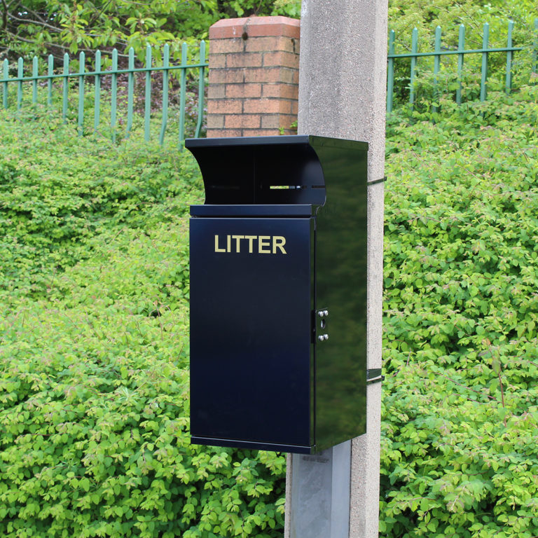 WSP/D Post Mountable Closed Top Bin | Wybone